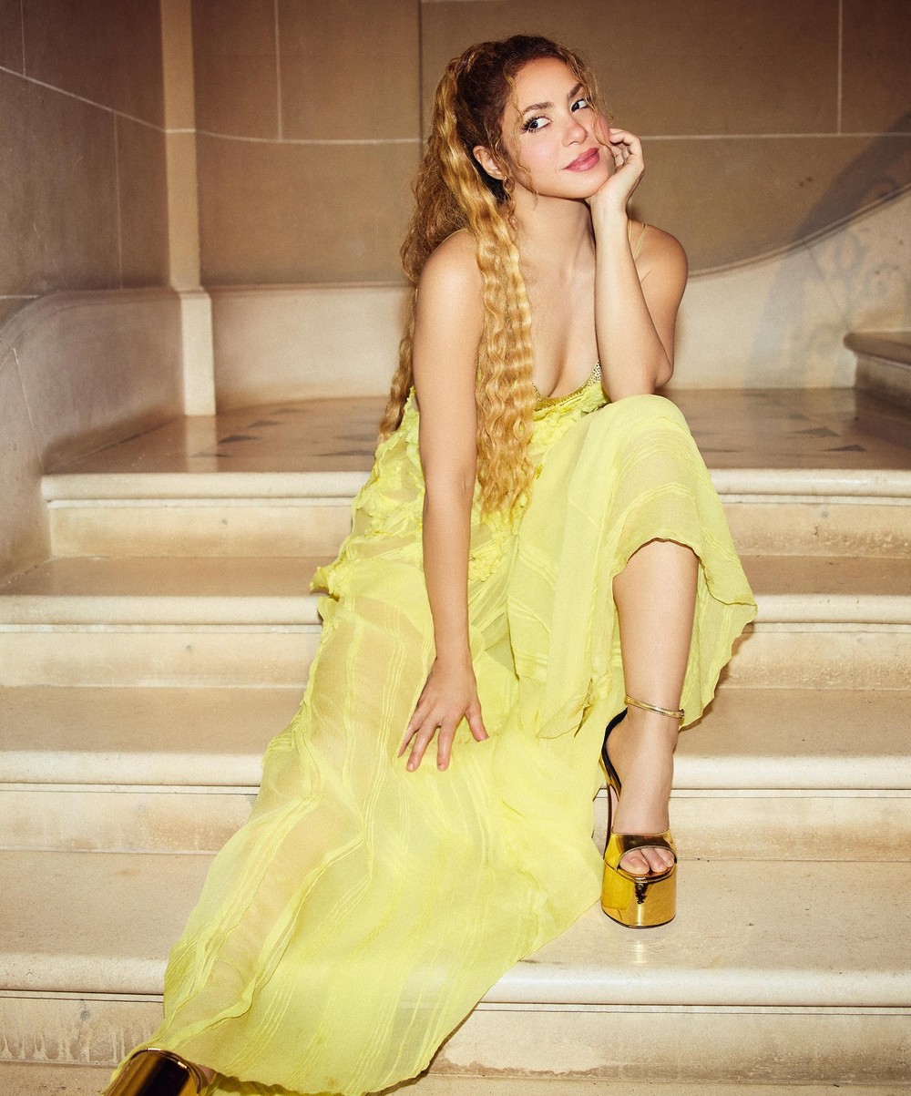 Após vídeo em português, fãs cobram show de Shakira no Brasil: 'Cadê as ...