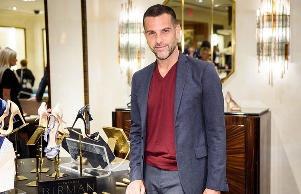 Alexandre Birman arma pop up na Bergdorf Goodman