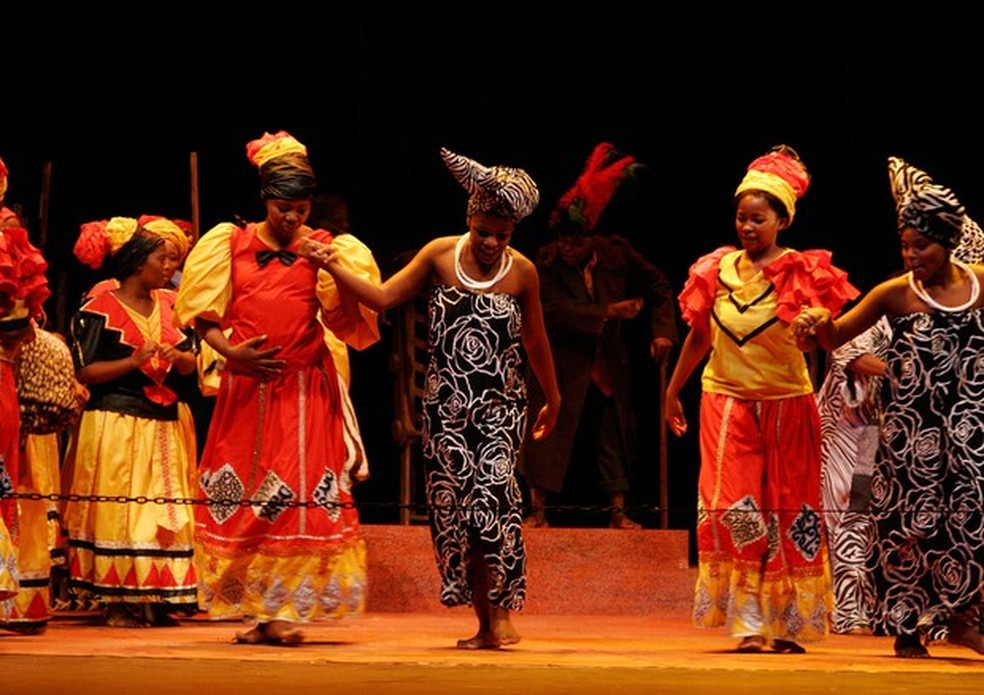 Óperas de todo o planeta inspiram nosso baile