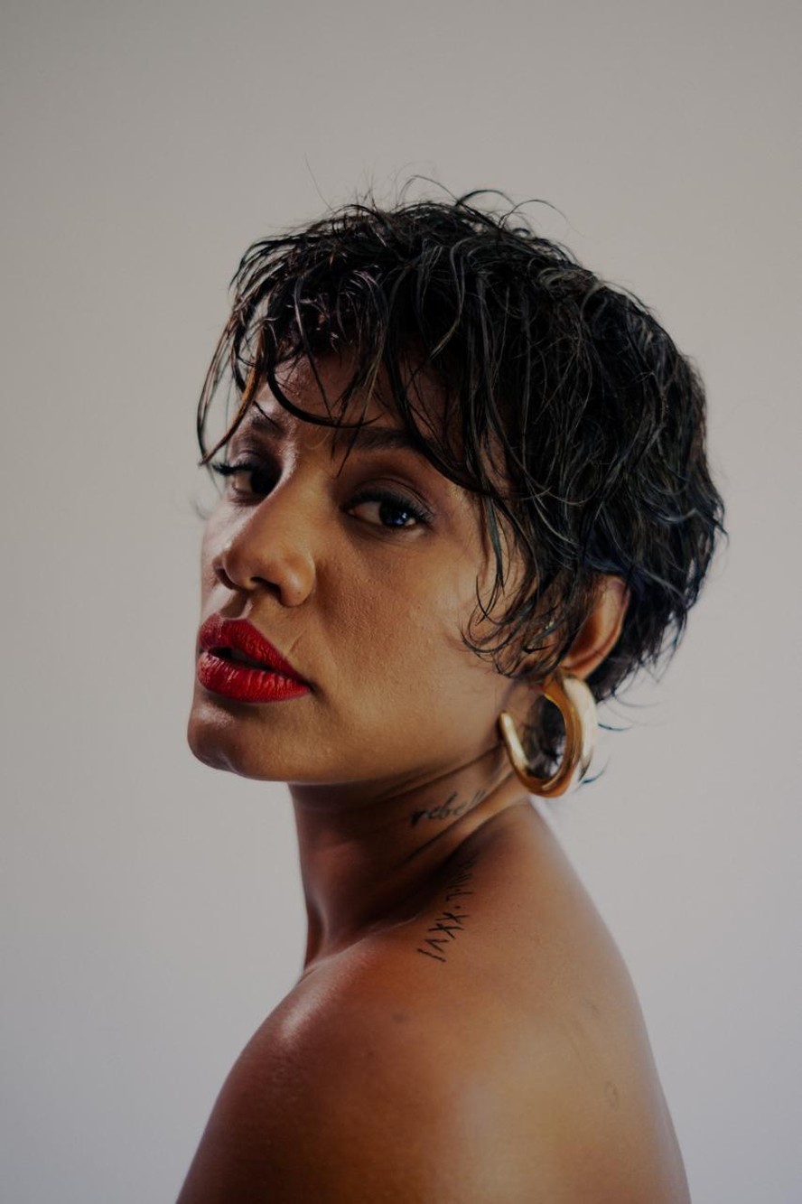 Baile da Vogue 2025: Jéssica Ellen recria visual de Rihanna em capa ...