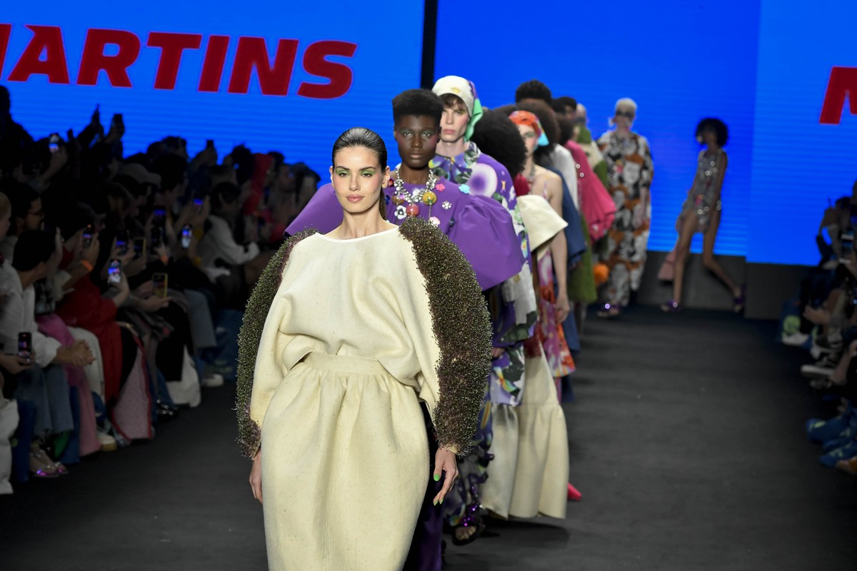 'Na passarela, o Brasil que a gente quer ver: democrático, diverso e ...