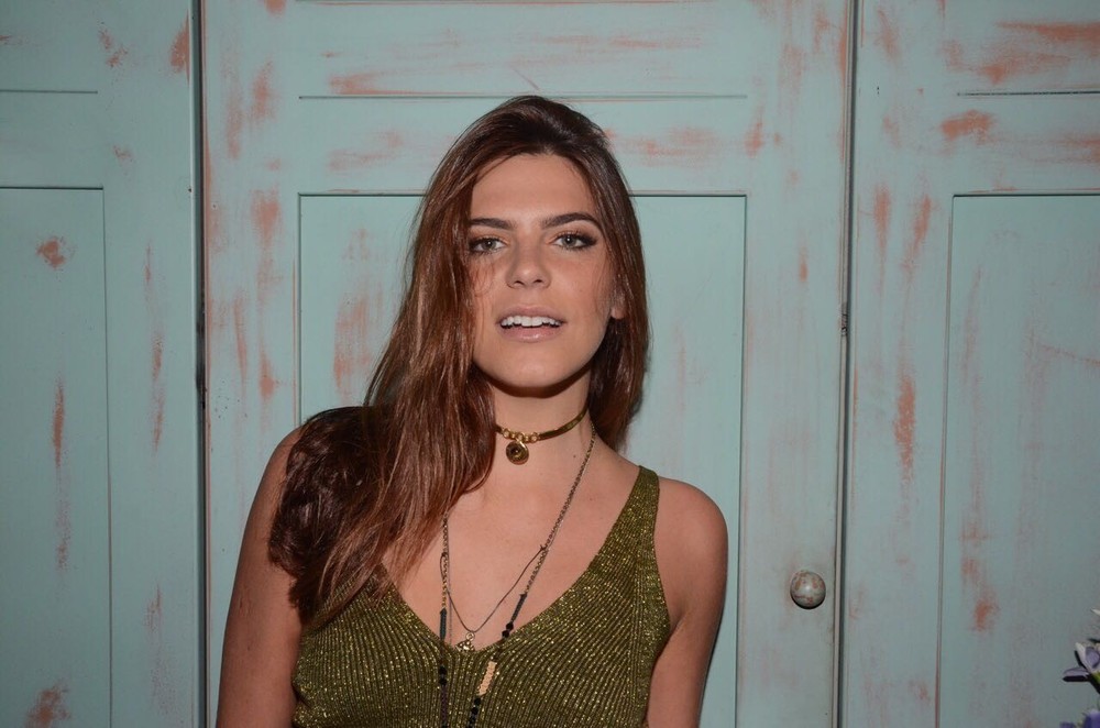 Mariana Goldfarb rouba os flashes em evento de moda em São Paulo