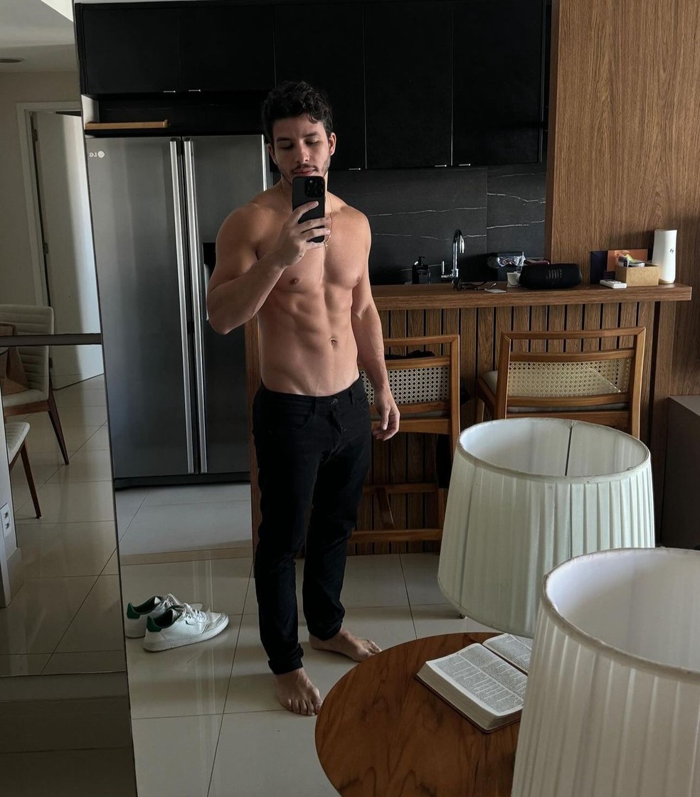 Ricky Tavares para a web com novos cliques