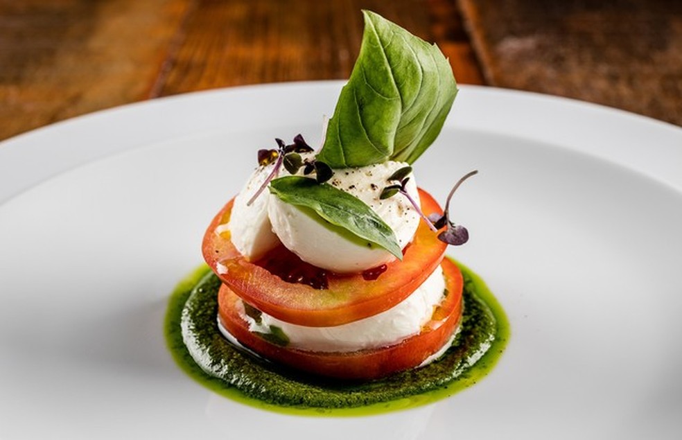 Aprenda a fazer uma insalata caprese