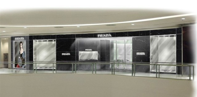 Prada abre quatro novas lojas no Brasil em menos de um mês