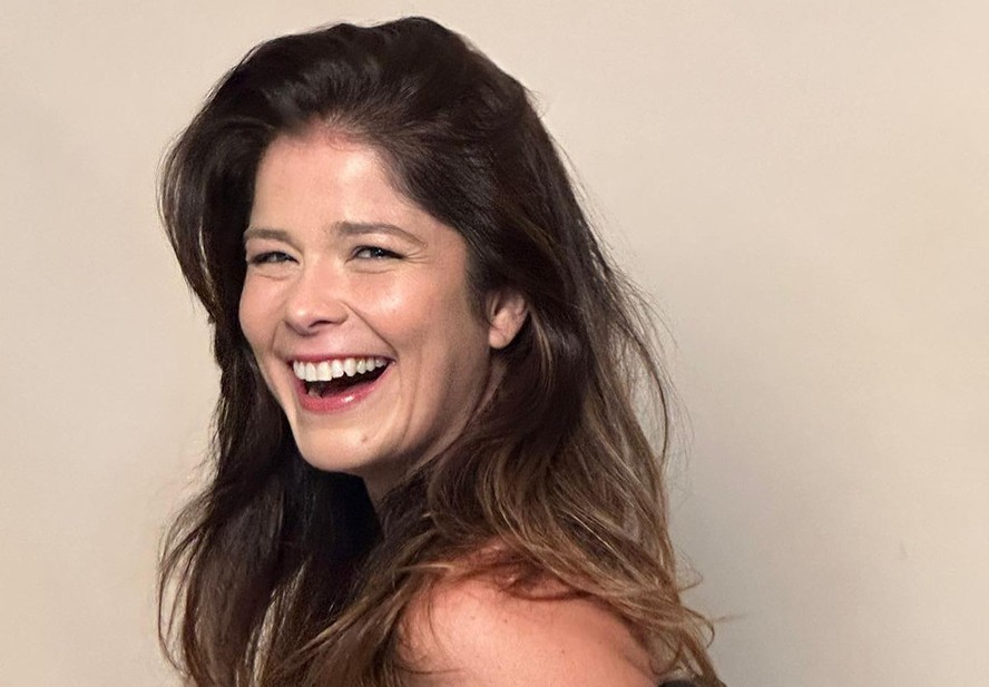 Samara Felippo encanta com cliques naturais