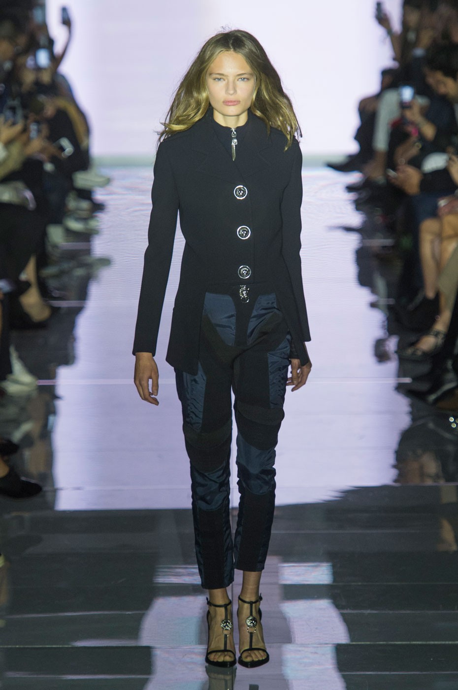 Versus Versace faz seu début em Londres