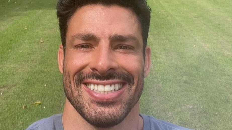 Cauã Reymond abre novo álbum dos bastidores de "Terra e Paixão ...