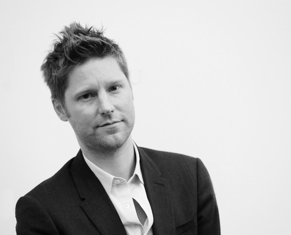 RSVP: Christopher Bailey confirma presença na abertura de 'In Your Face ...