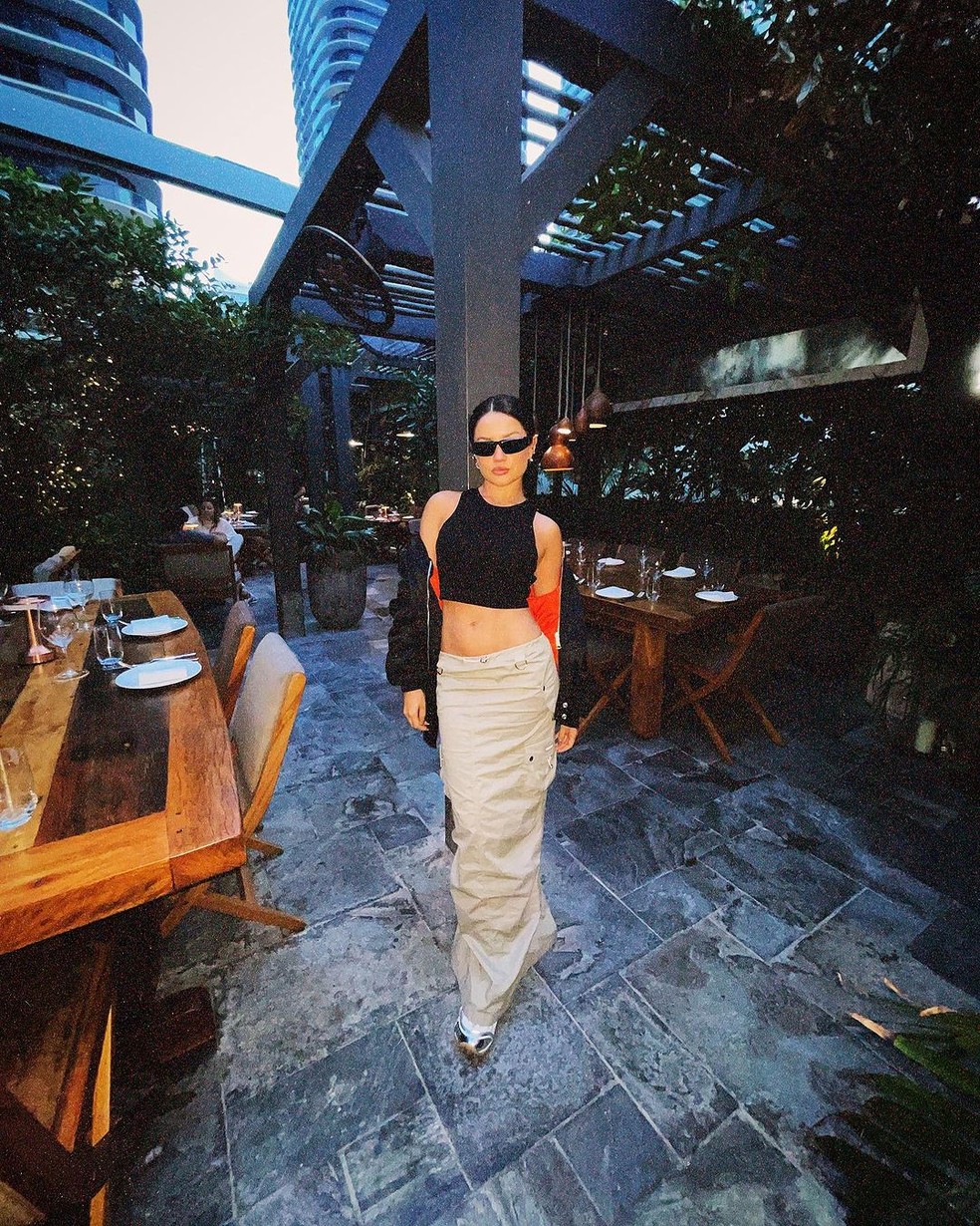 Juliette abre álbum de fotos e arranca elogios dos fãs