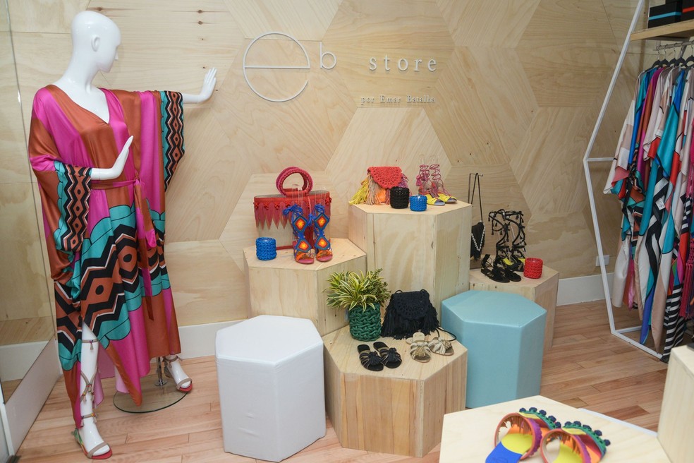 Emar Batalha abre as portas da EB Store, pop-up de acessórios e itens ...