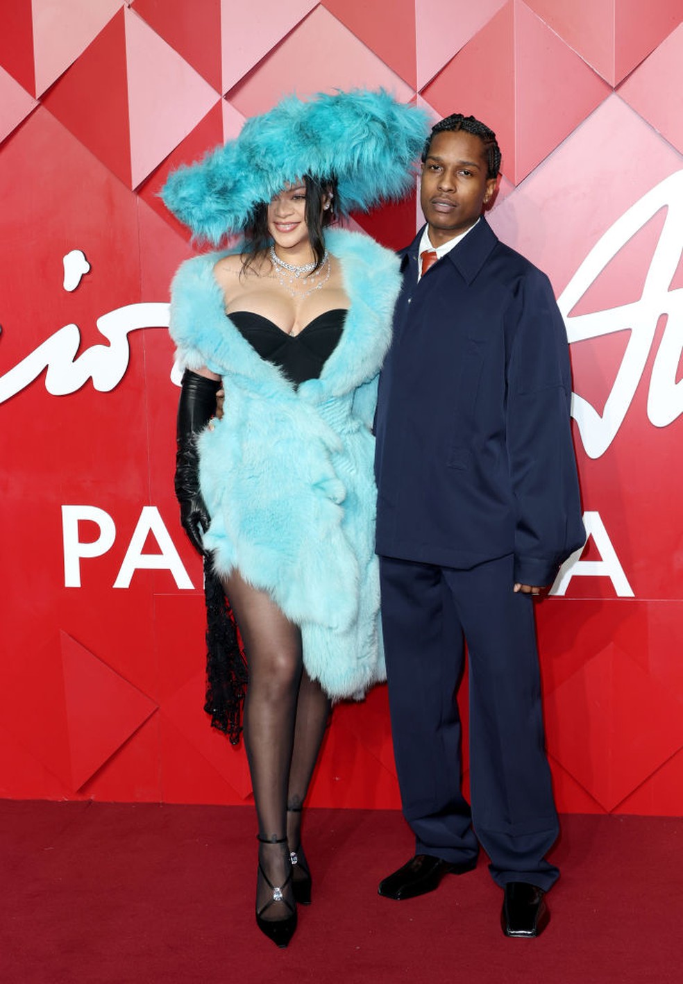 ASAP Rocky e Rihanna roubam a cena no red carpet British Fashion Awards ...