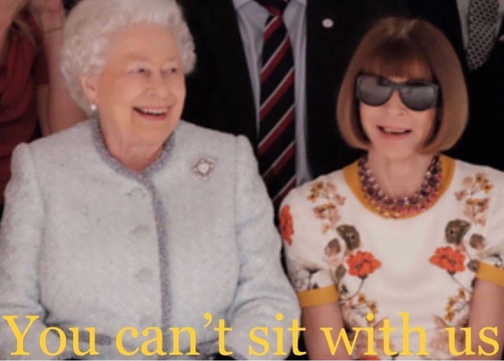 Participação de Rainha Elizabeth II em desfile vira meme na web