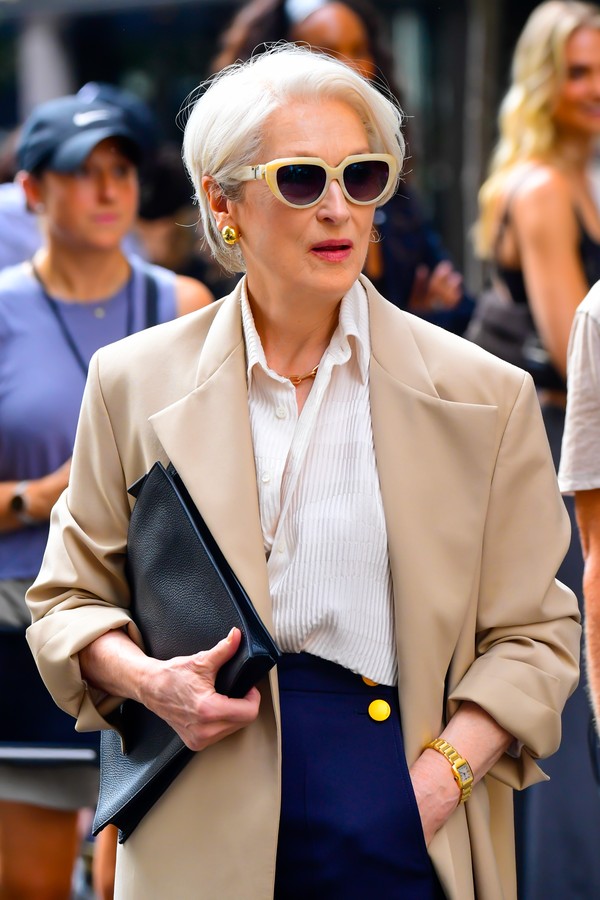 Miranda Priestly está de volta! Meryl Streep é clicada durante a ...