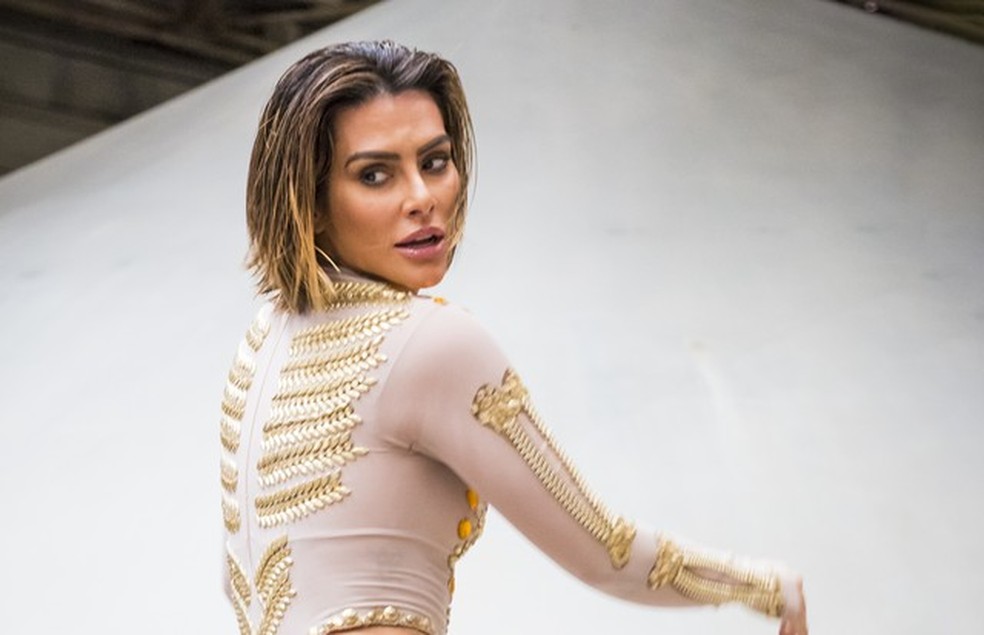 Cleo: 'Quero me consolidar como cantora e aprender cada vez mais'