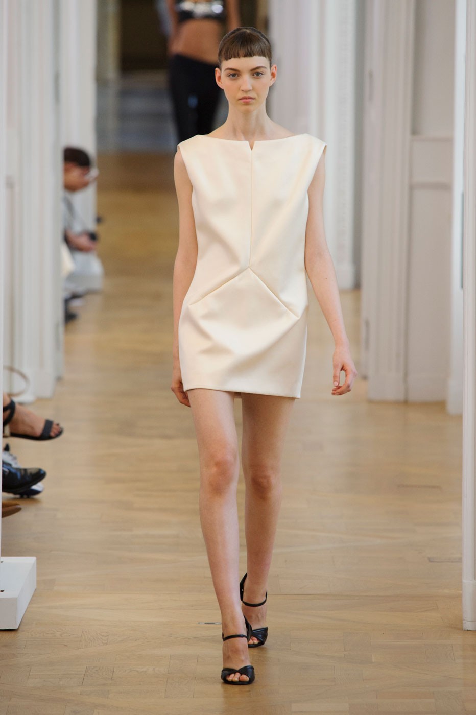 Courrèges leva o DNA da marca ao novo milênio