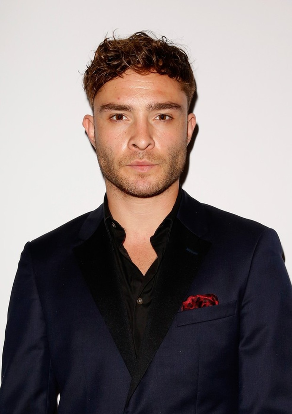 Ed Westwick virá ao Brasil e marcará presença no Baile da Vogue