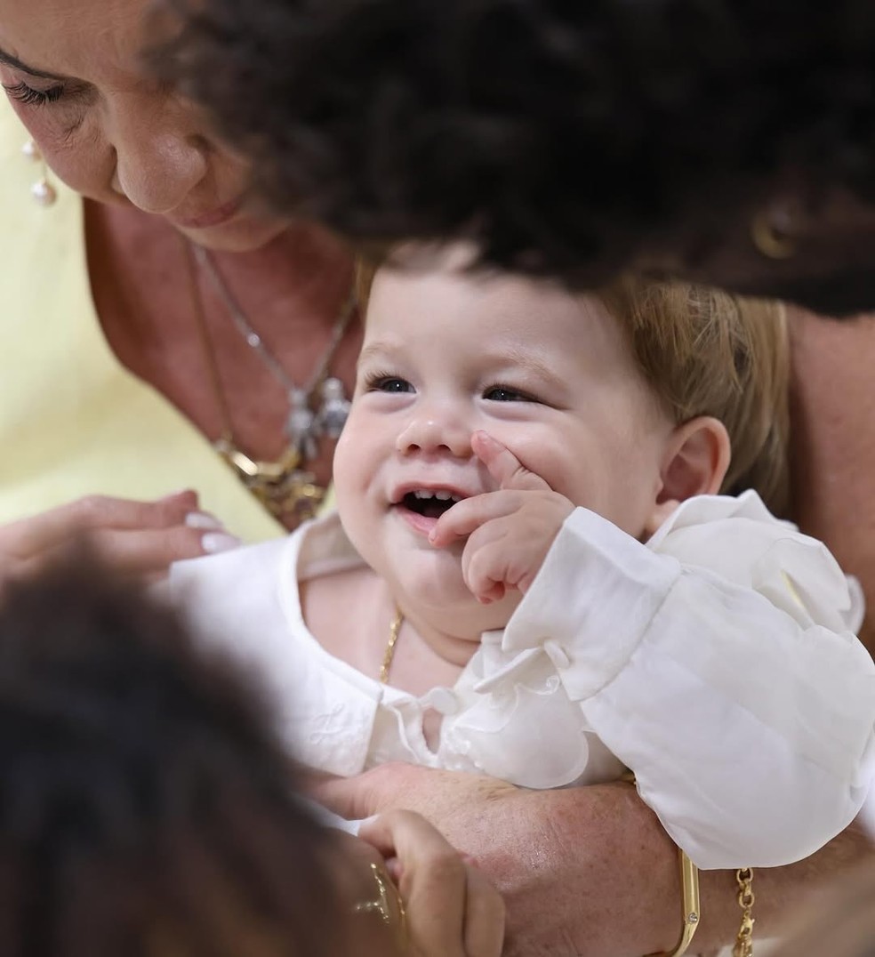 Virginia se declara para a mãe, Margareth Serrão, com fotos do batizado ...