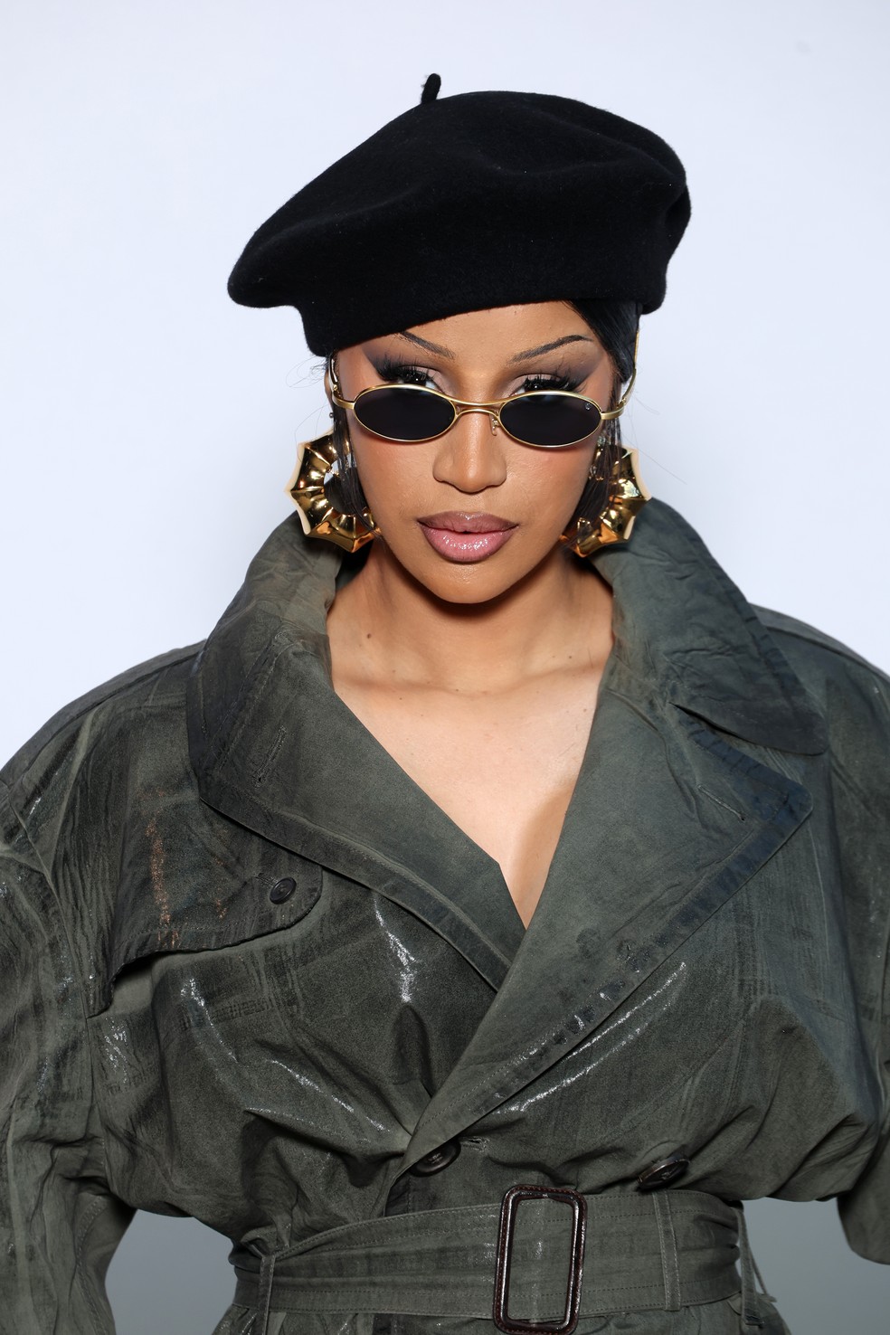 Cardi B afirma ser a 'única provedora' de seus três filhos em meio a ...