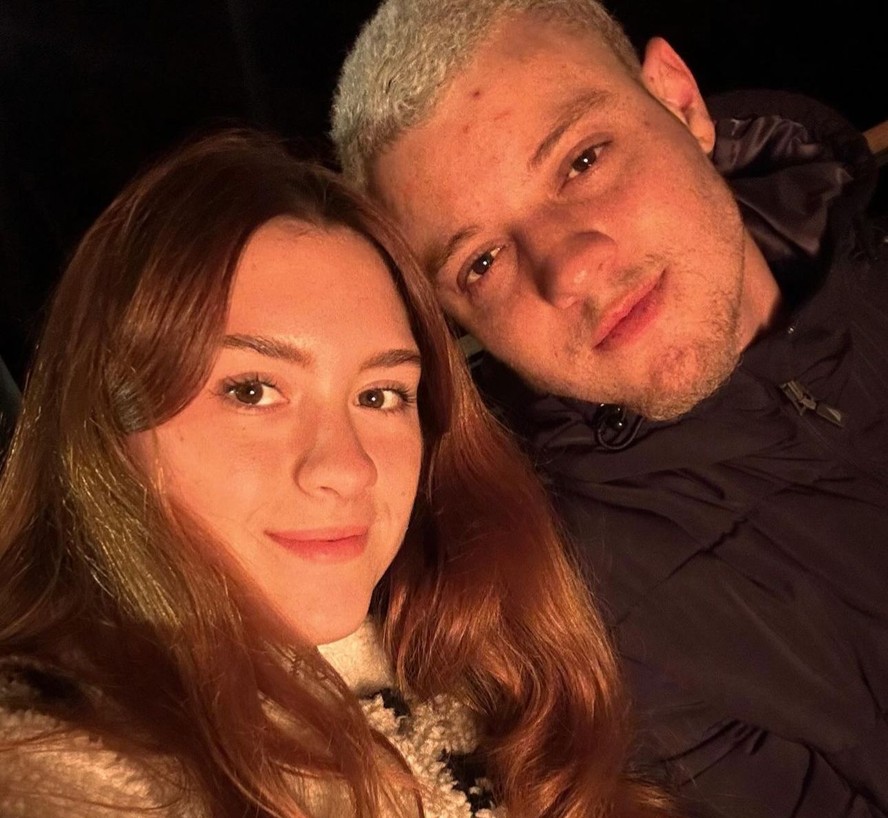 Sofia Liberato celebra quatro anos de namoro com Gabriel Gravino