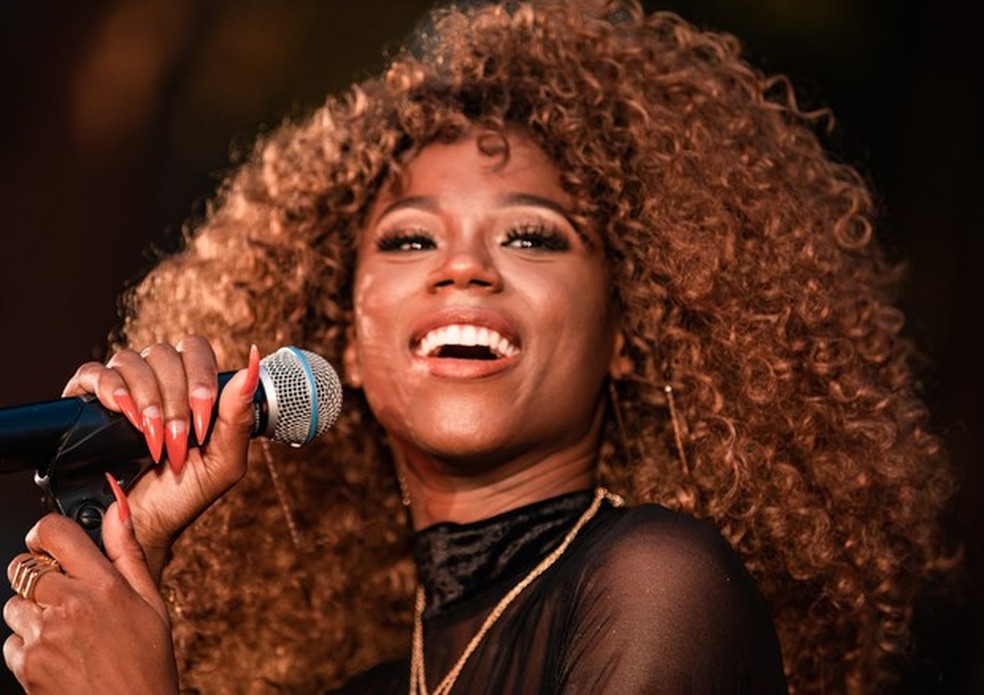 MPB fresh: Malía lança 'Escuta', seu álbum de estreia