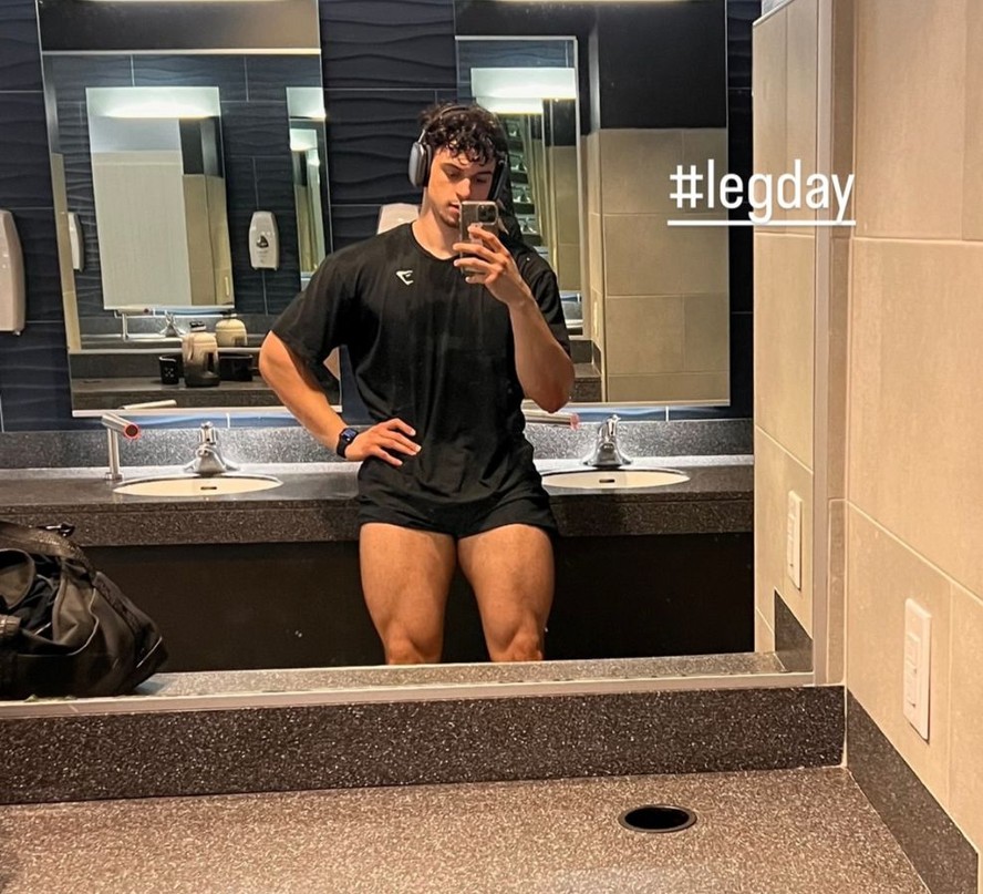 Victor Alexandre exibe resultado de treinos intensos