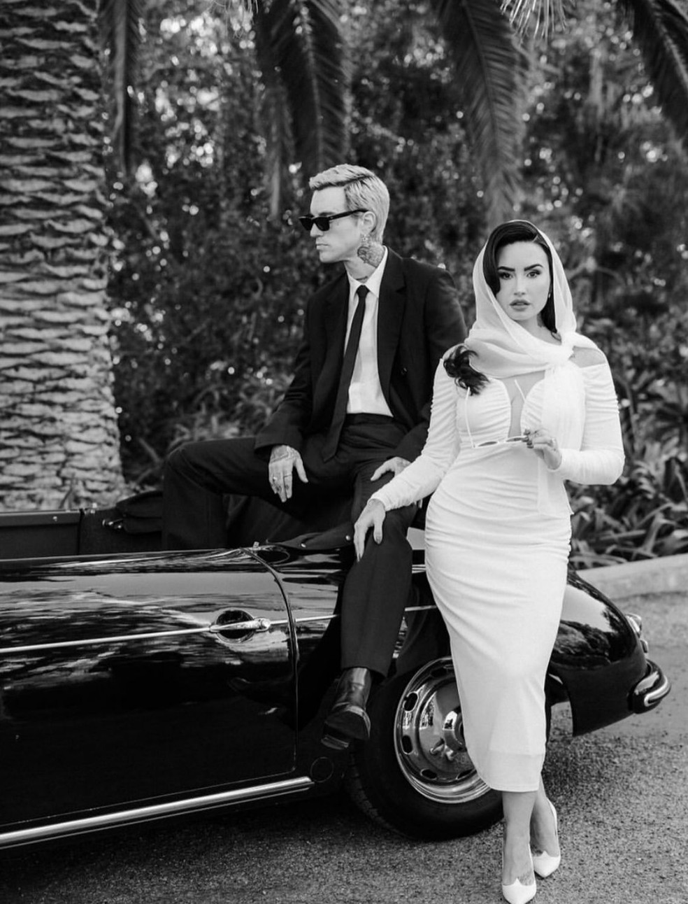 Demi Lovato exibe ensaio pre-Wedding com Jordan Lutes