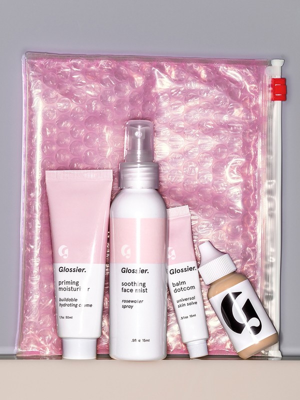 Glossier, a marca de beleza de Emily Weiss, fundadora do Into The Gloss