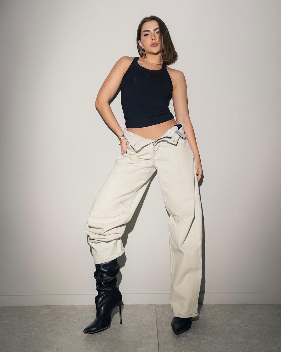 Jade Picon é elogiada ao exibir look fashionista