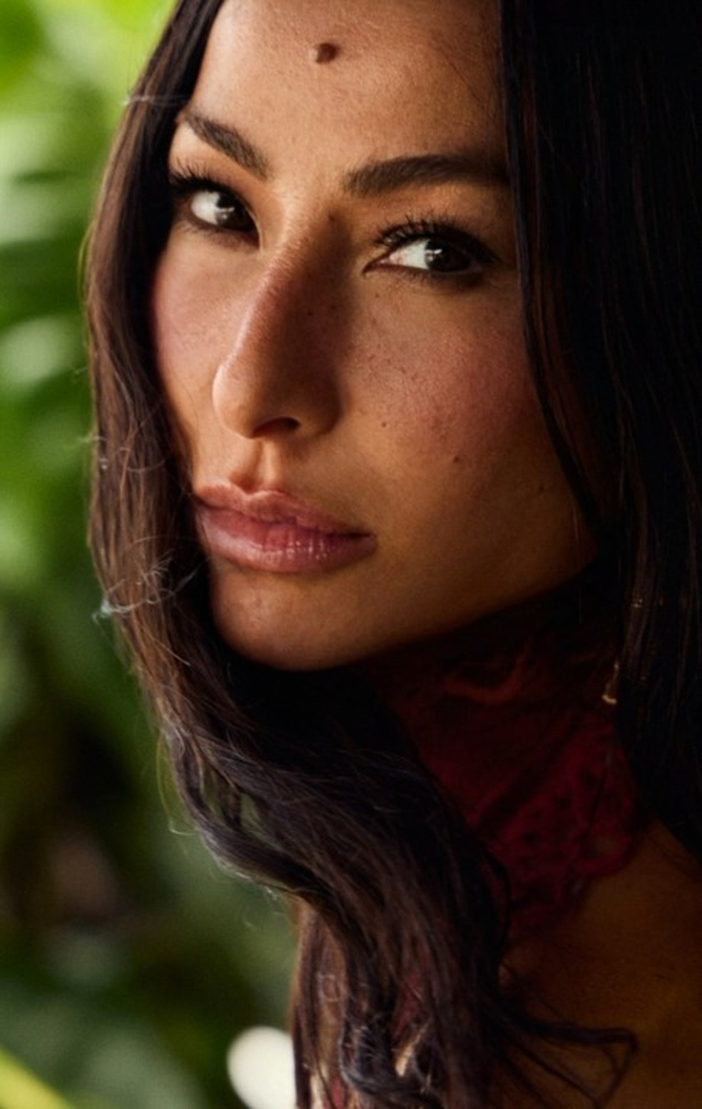 Sabrina Sato abre álbum de estadia em Itacoatiara