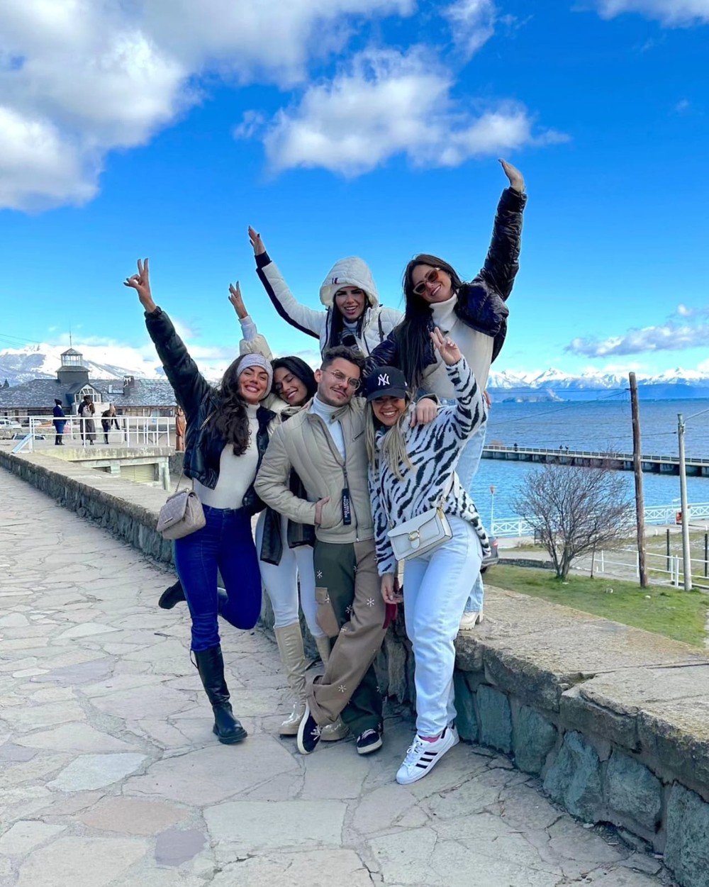 Carol Ramiro abre álbum de viagem a Bariloche