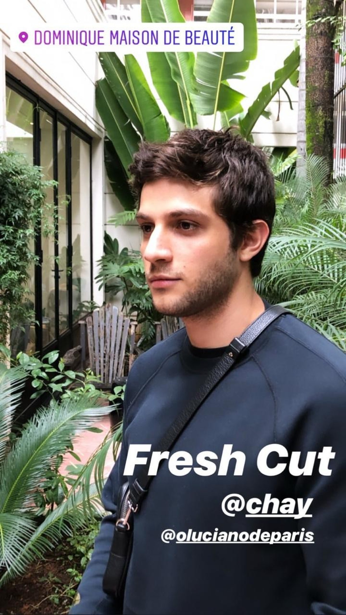 Chay Suede mostra novo visual