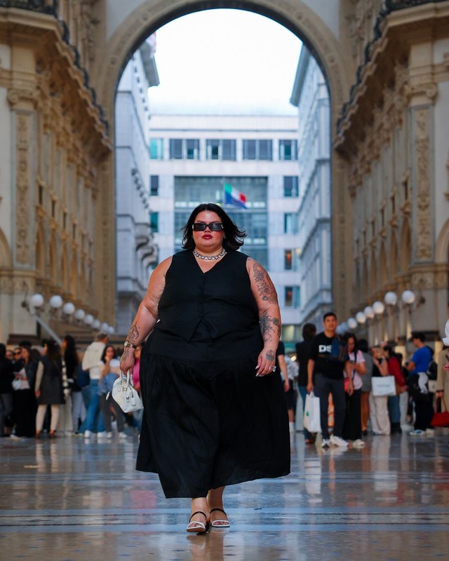 Thais Carla abre álbum de fotos em Milão e arranca elogios dos internautas