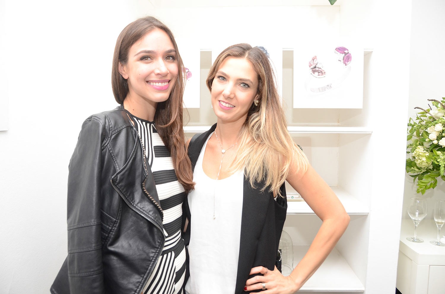 Lolitta e Andrea Conti apresentam coleção de joias em parceria inédita