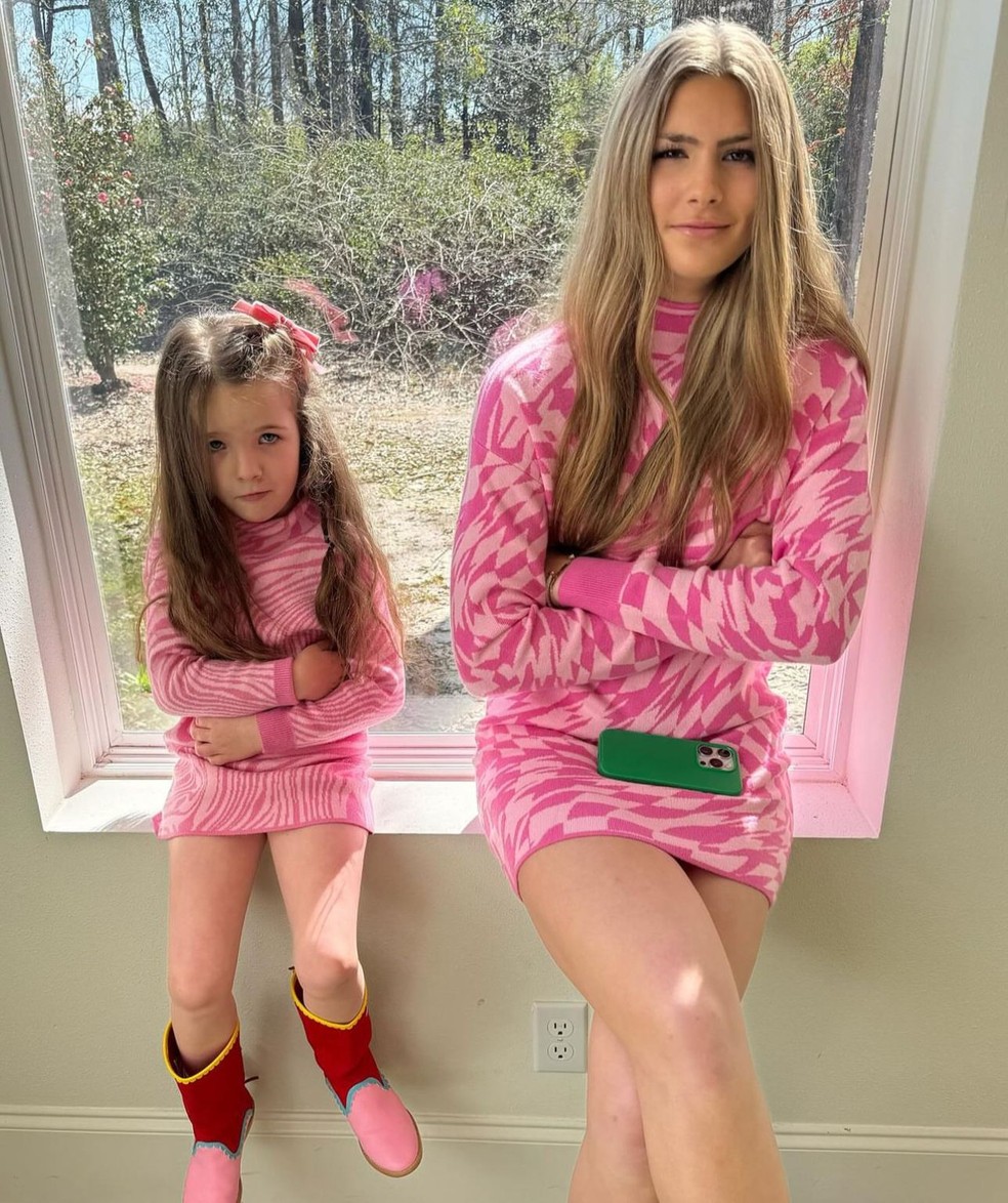 Jamie Lynn Spears posa com filha e impressiona por semelhança