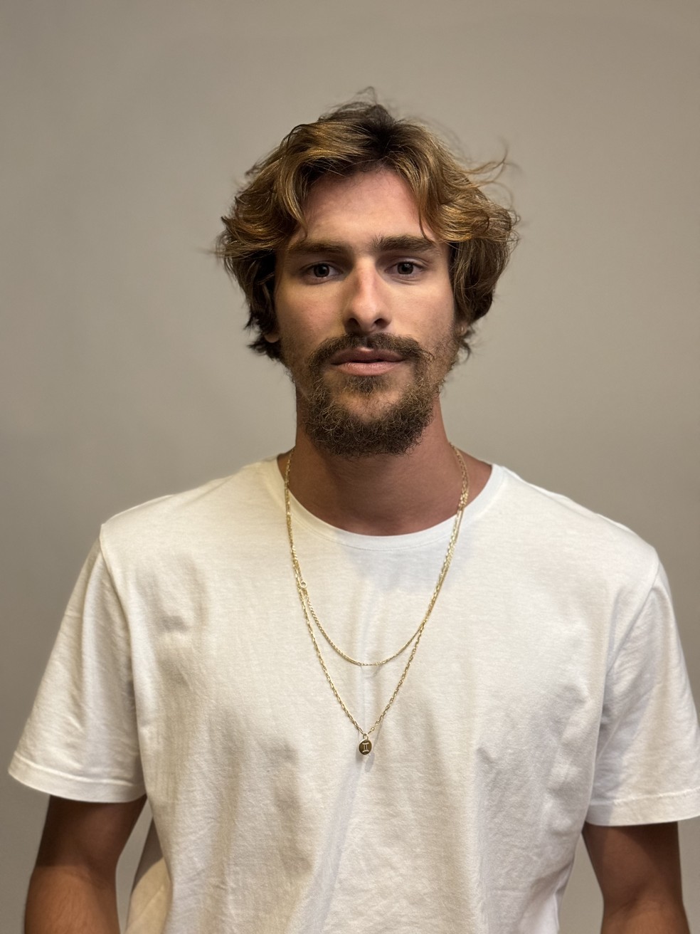 Bruno Montaleone muda o visual para viver ex-marido de Ney Matogrosso ...