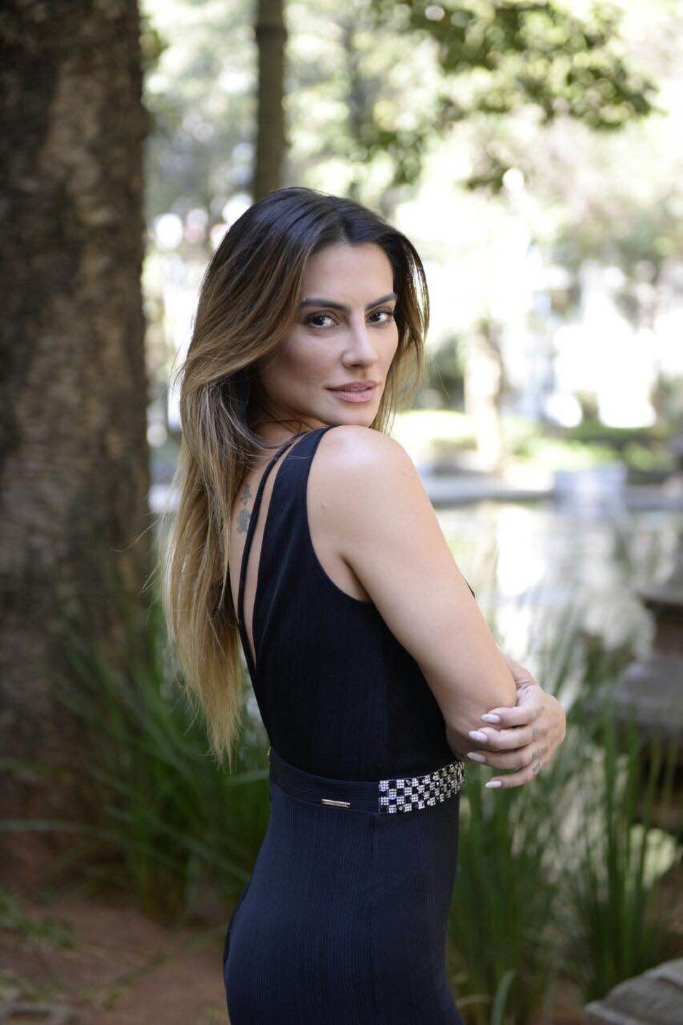 Cléo Pires exibe o corpo escultural de biquíni nas redes sociais