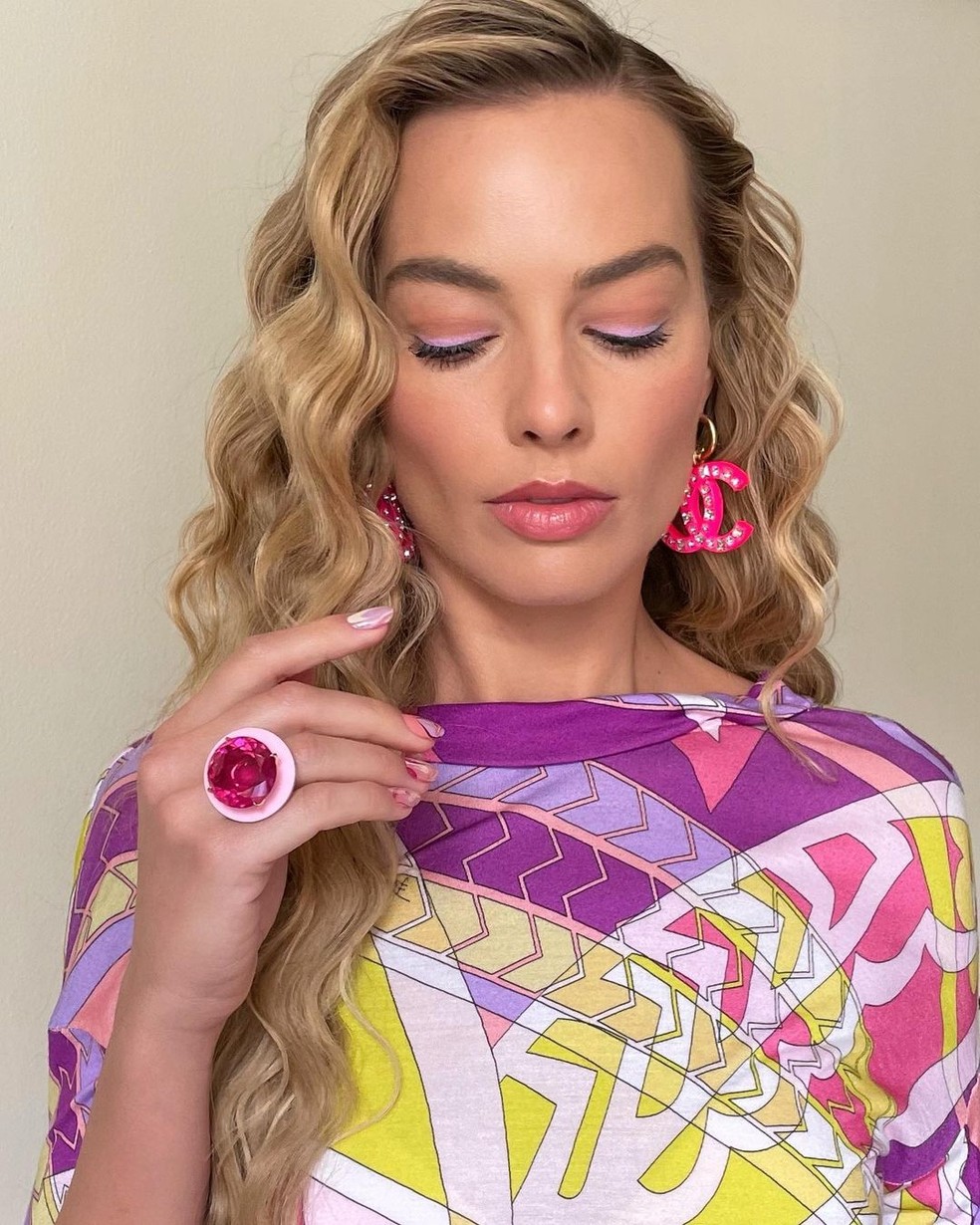 De Margot Robbie a Zoë Kravitz, conheça Betina Goldstein, a nail artist ...