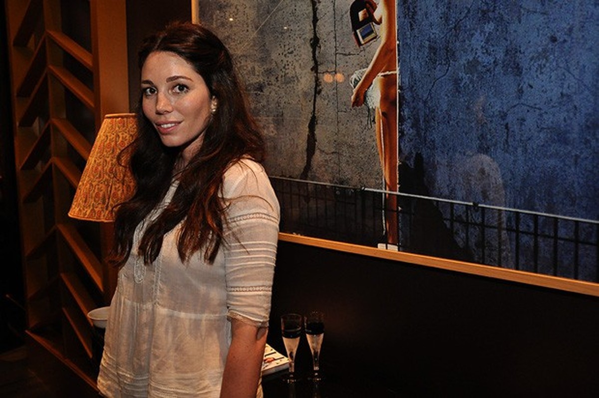 É uma blogger? É uma stylist? É uma jornalista? Conheça Natacha Steven