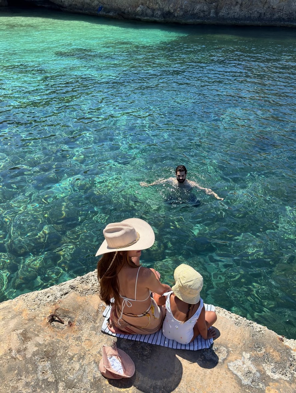 Romana Novais abre álbum de férias em Malta ao lado de Alok e dos filhos