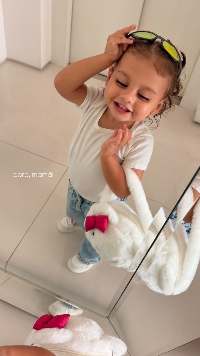 Fofura pura! Amanda Kimberlly mostra momento ‘lambuzado’ de Helena ...