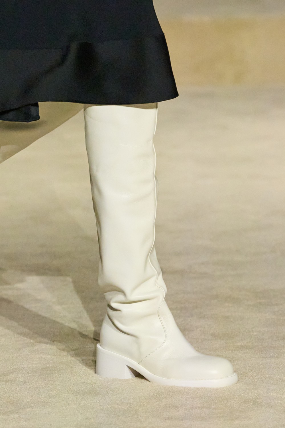 Essas são as botas que vão bombar neste inverno, segundo o desfile de ...