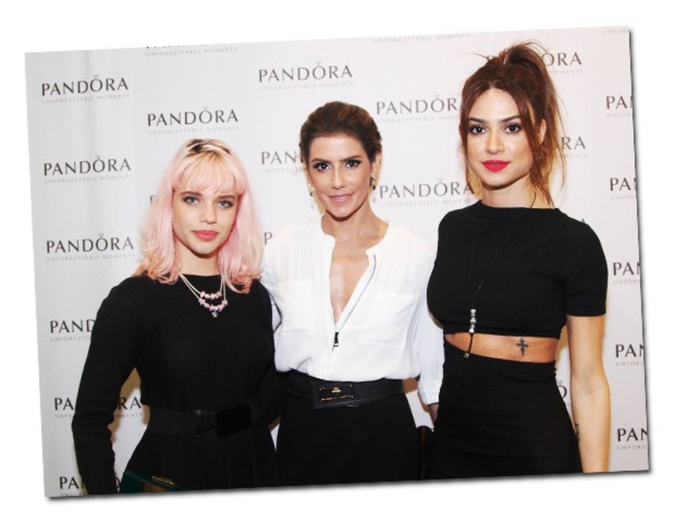 Pandora reúne famosos em lançamento de charm inspirado no Brasil