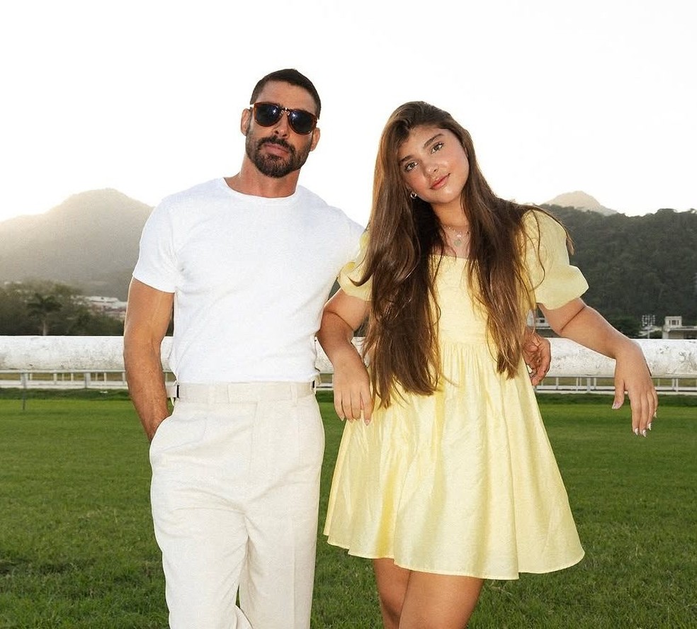 Cauã Reymond faz reflexão no Dia dos Pais: 'Proteja seu filho'