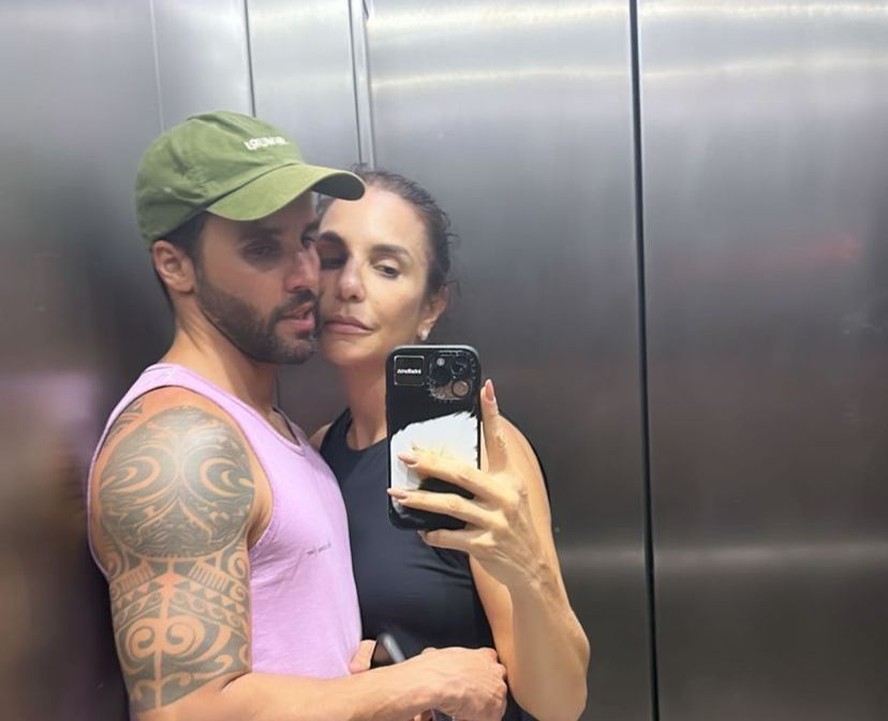 Ivete Sangalo posa no maior chamego com Daniel Cady: 'Toda hora é hora'
