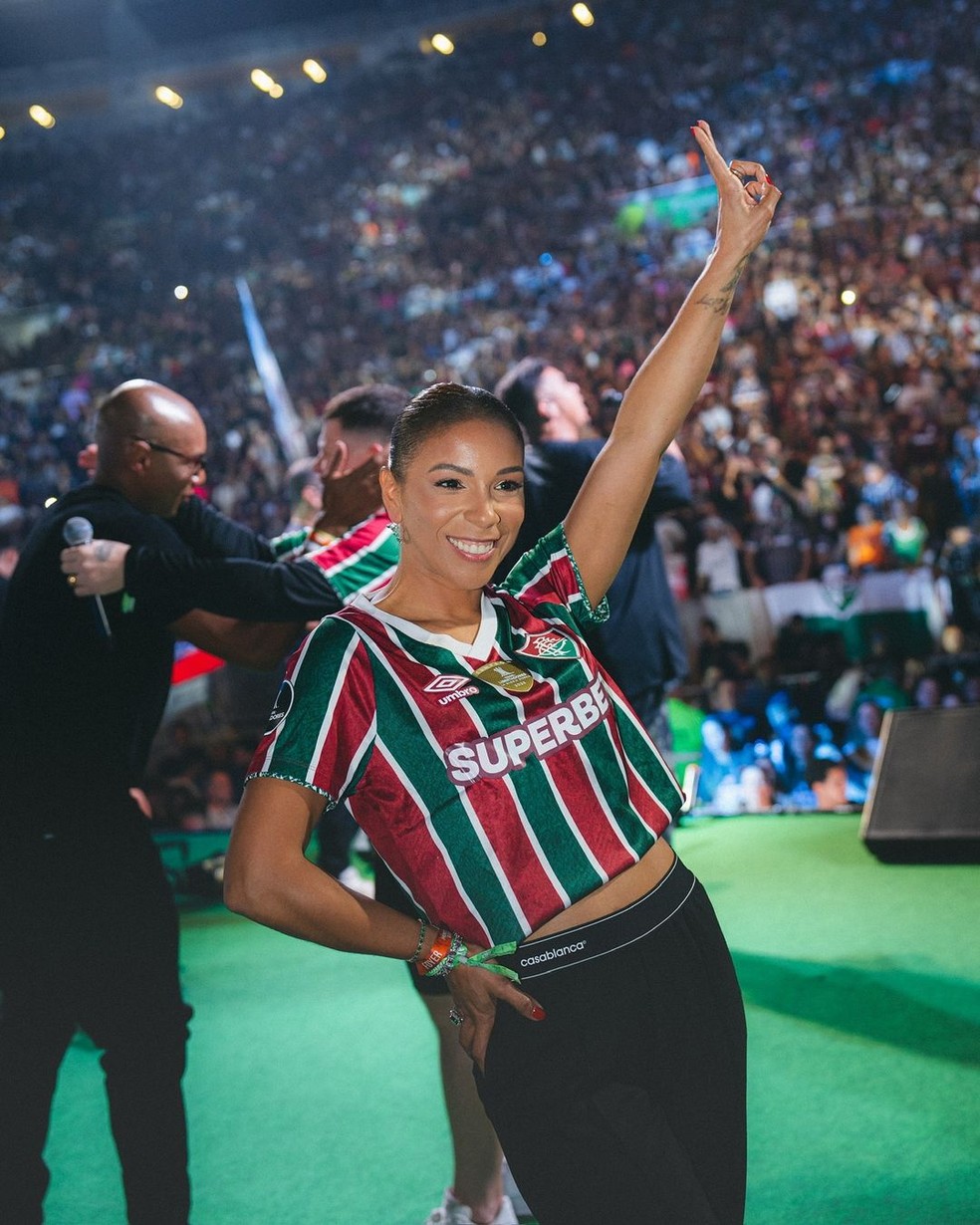 Belle Silva abre álbum da recepção de Thiago Silva no Fluminense: 'A ...