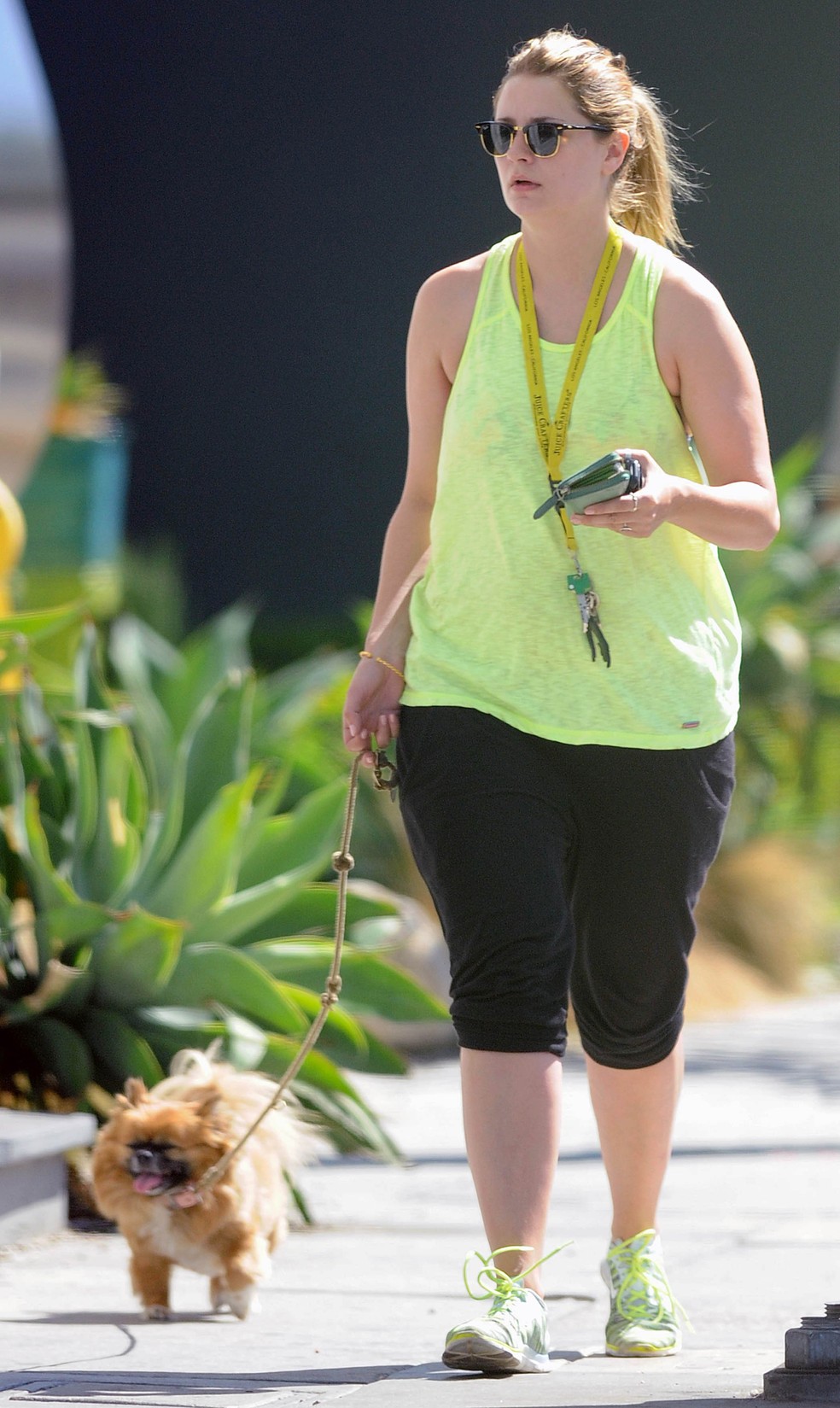 Reconhece? Mischa Barton surge com (vários) quilos a mais em dia fitness