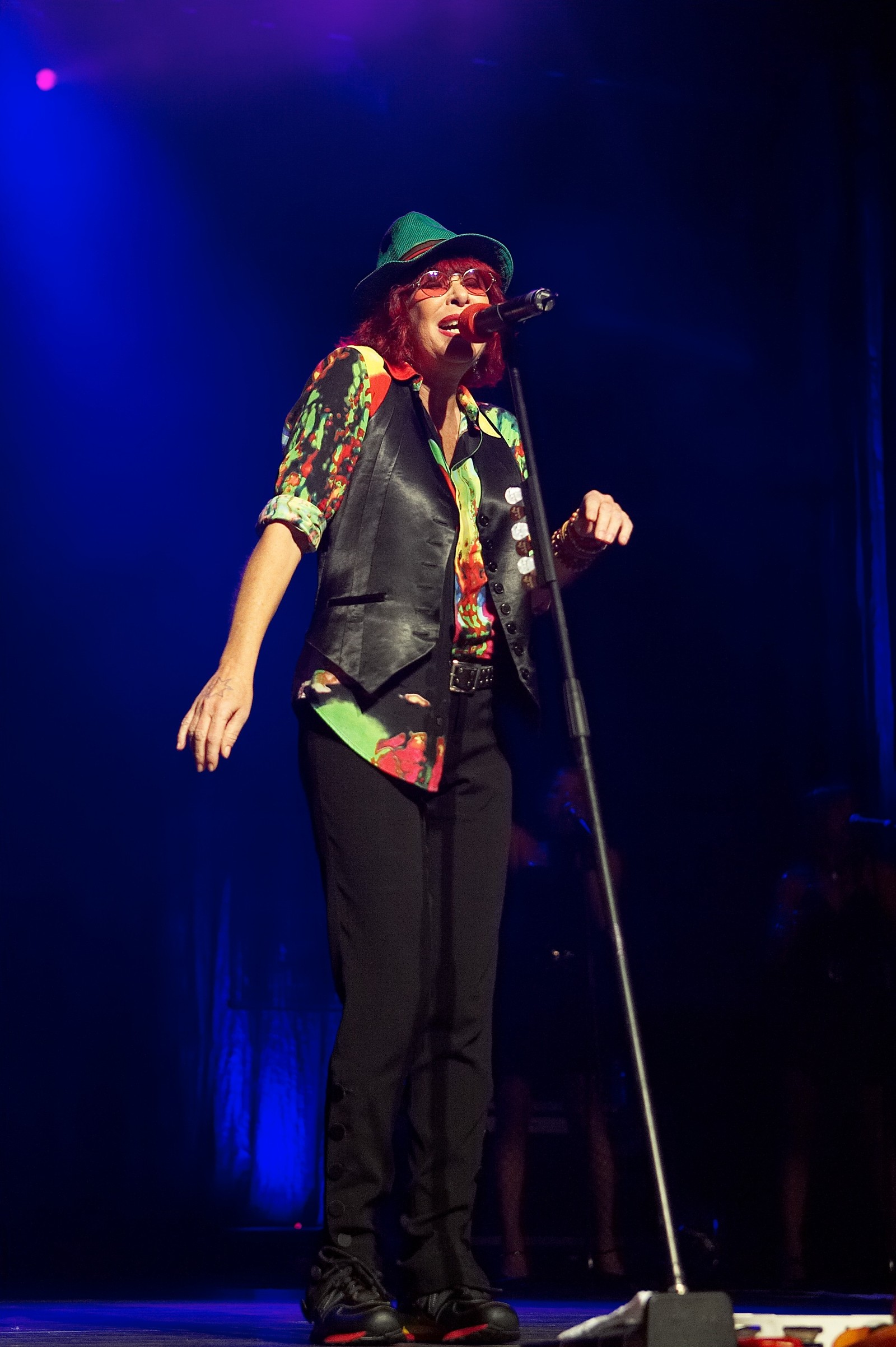 18 fotos que revisitam a carreira de Rita Lee, símbolo de irreverência ...