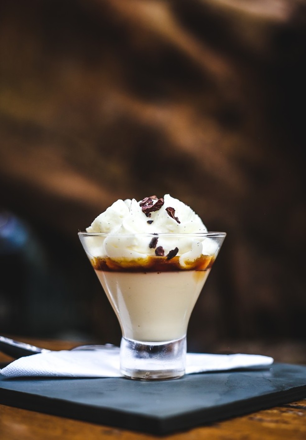 Pudim de café promete esquentar e adoçar os dias mais frios