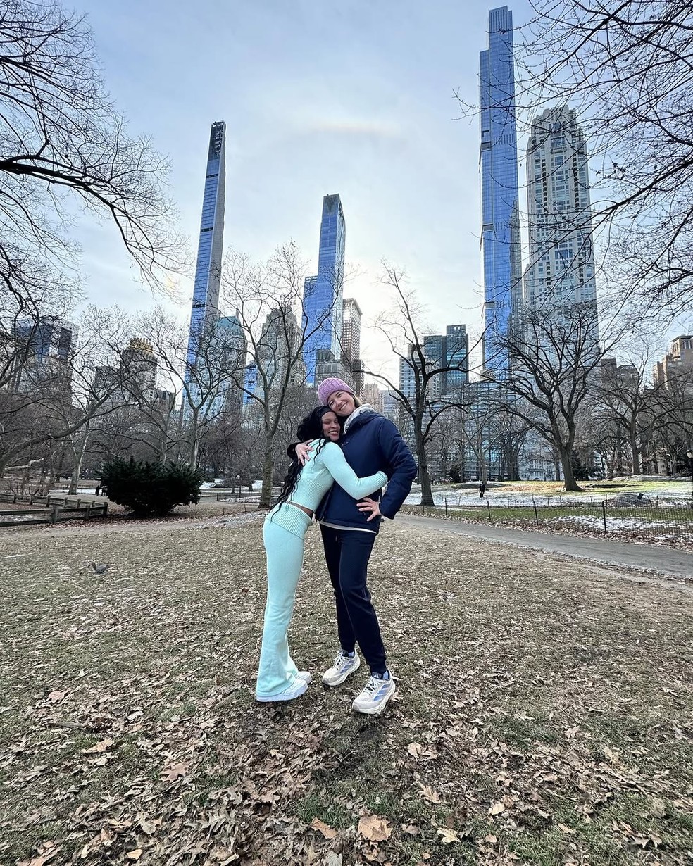 Rebeca Andrade abre álbum de fotos de viagem em Nova York e encanta ...